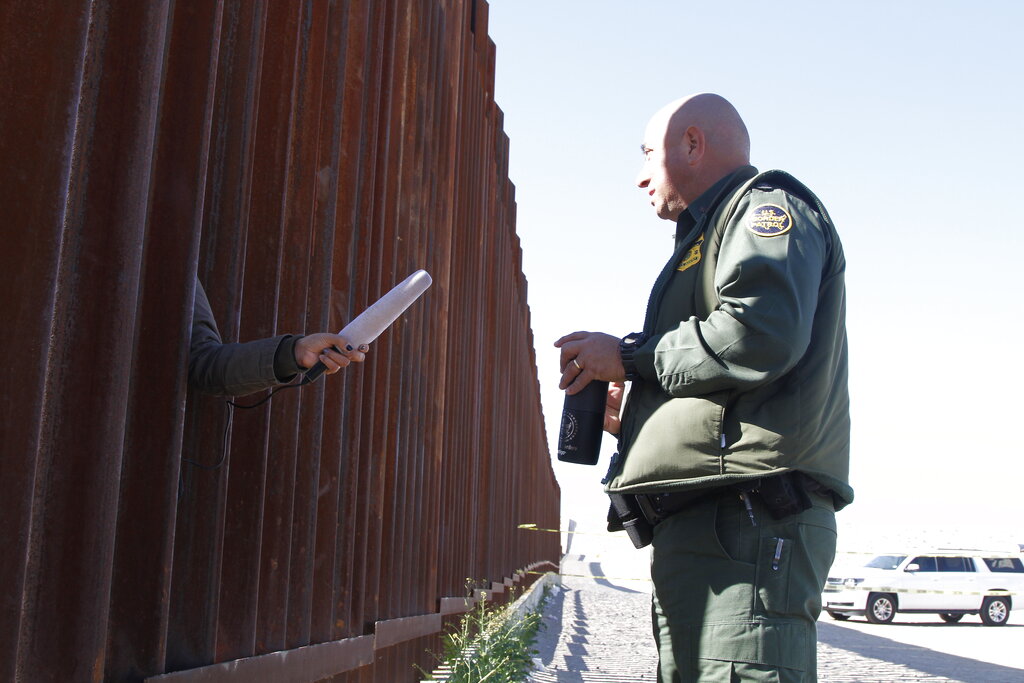 Border Arrests Decline for 8th Straight Month | Courthouse News Service